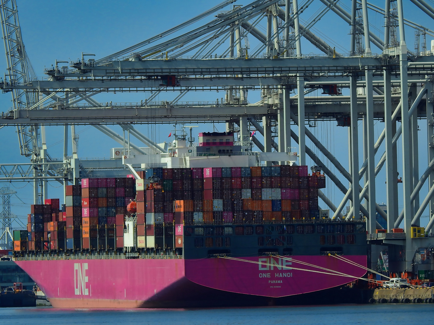 ONE HANOI, Container Carrier, Rotterdam. Foto & Bild | container vessel ...