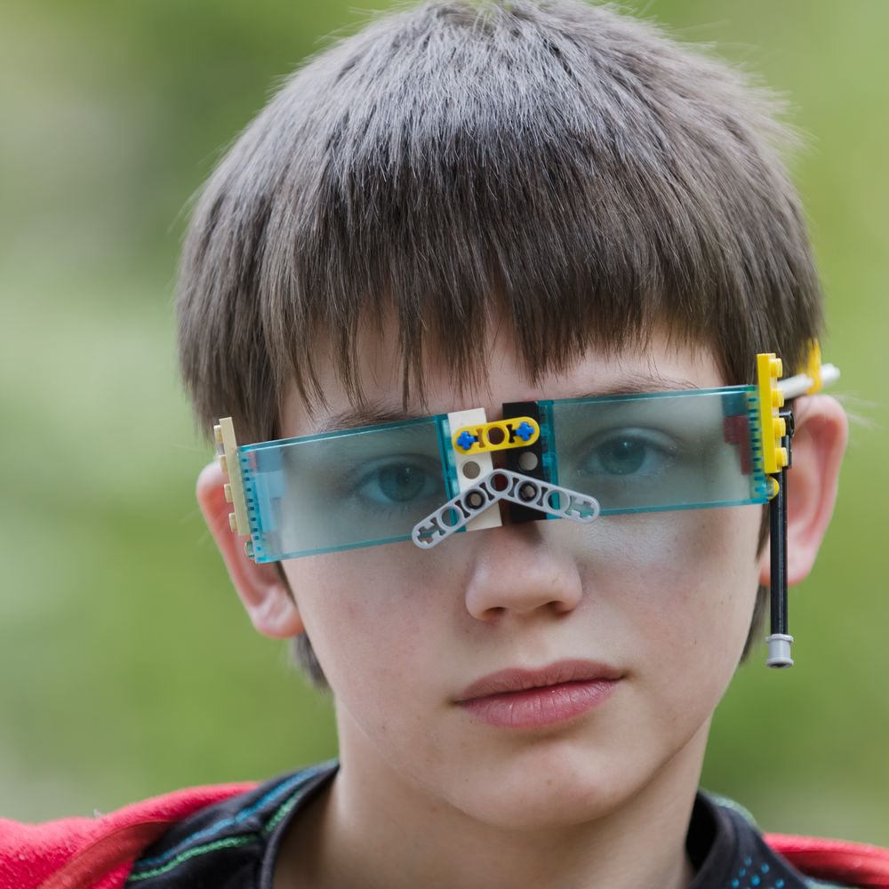 One step ahead with LEGO GLASSES Foto & Bild | jugend, chris, menschen ...