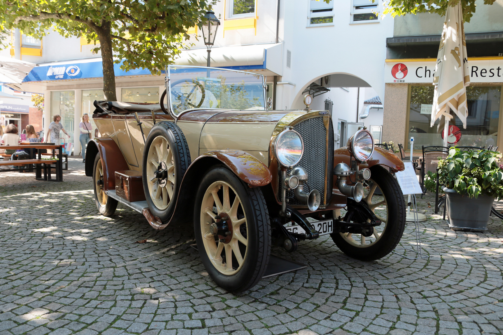 Opel - Oldtimer Foto & Bild | street, historisch, straße Bilder auf ...