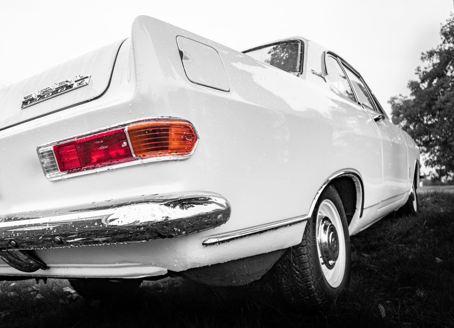 Opel Rekord 1700 L (II) Foto & Bild | dokumentation, outdoor, regen ...