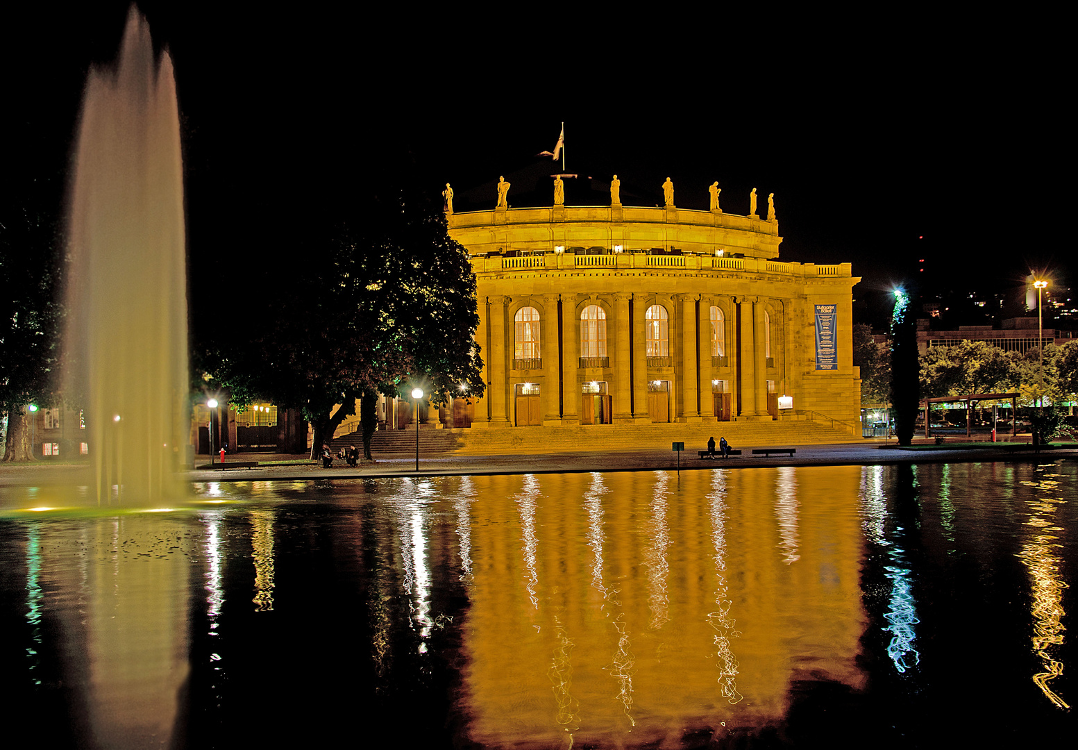Oper Stuttgart Foto & Bild | architektur, deutschland, europe Bilder ...