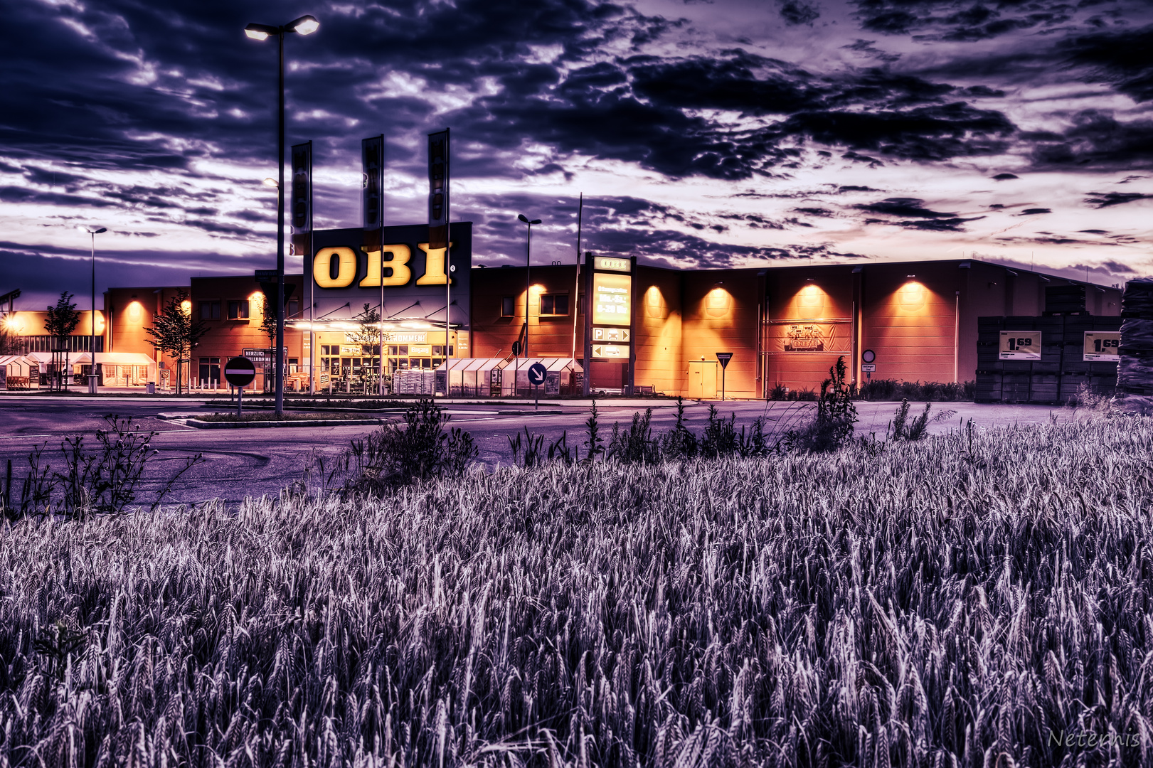 Orange Obi Foto & Bild | architektur, architektur bei nacht, (temporary ...