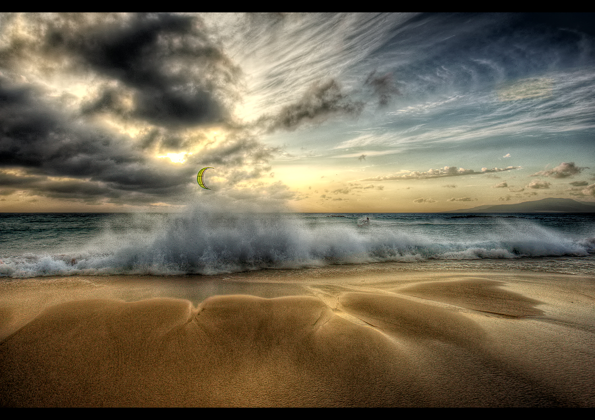 Orilla y surfista en HDR Imagen & Foto | naturaleza diversa , playa de ...
