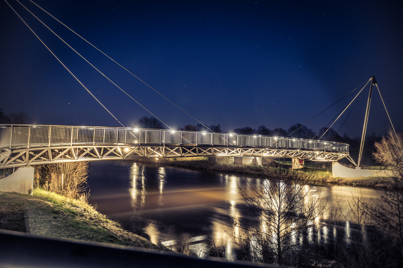 Ostroleka-Brücke in Meppen Foto & Bild | nacht, natur ...