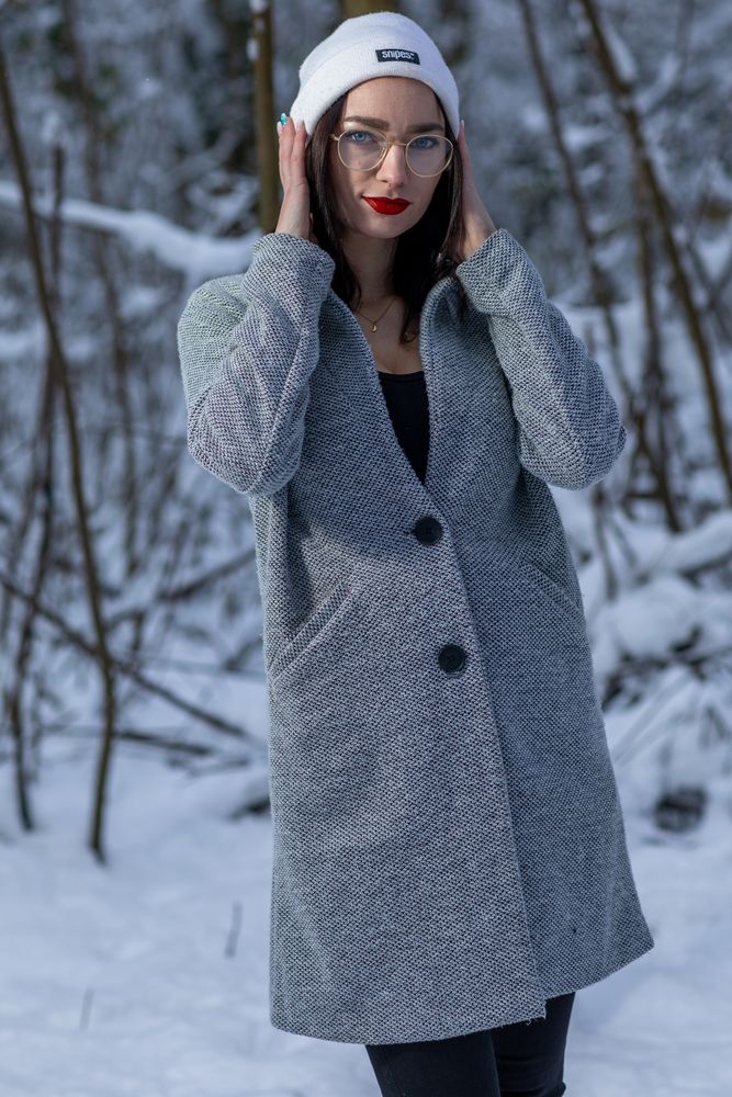Outdoor Portrait im Schnee Foto & Bild | outdoor, portrait, model ...