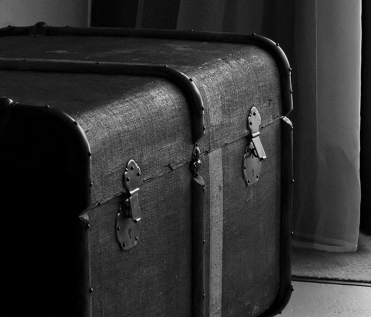 Pack den Koffer Ketzer ... Foto & Bild | fotokunst, monochrome fine art ...
