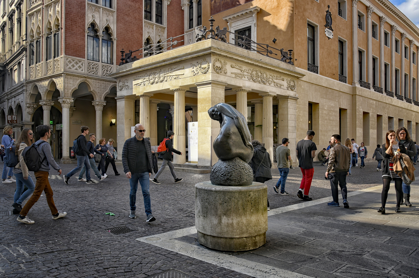 Padua - Das legendäre Caffè Pedrocchi Foto & Bild | fine art, fassaden ...