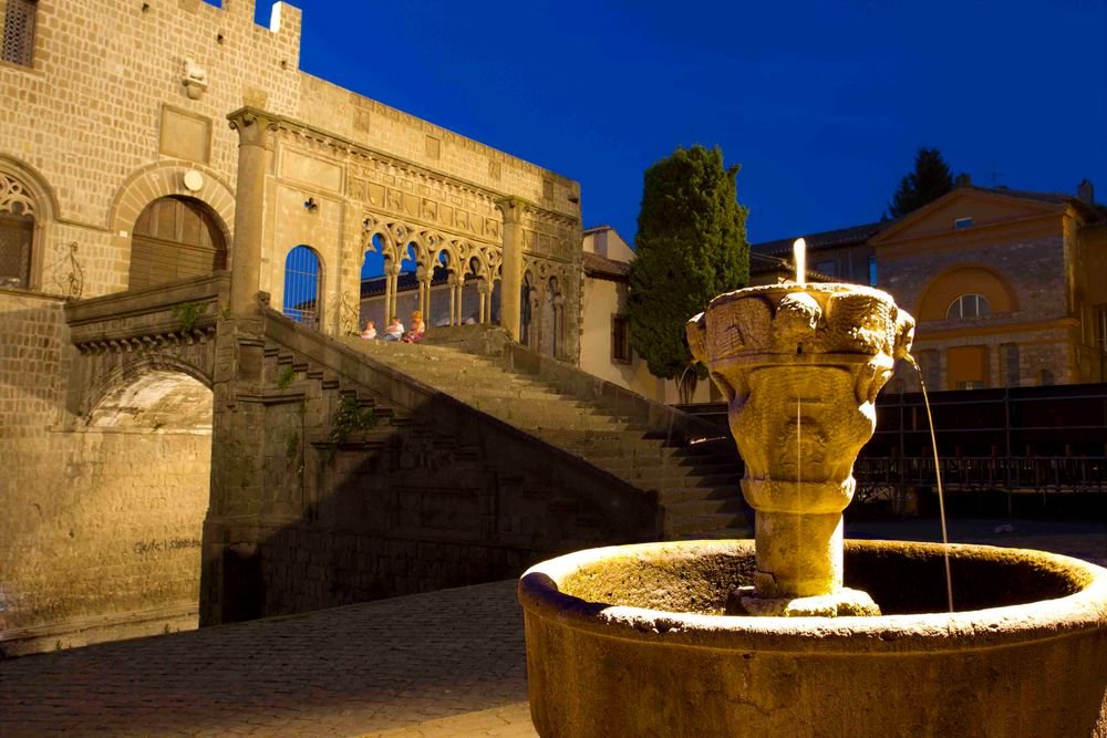 palazzo dei papi (viterbo) Foto % Immagini| architetture, soggetti Foto ... palazzo dei papi (viterbo) Foto % Immagini| architetture, soggetti Foto ...