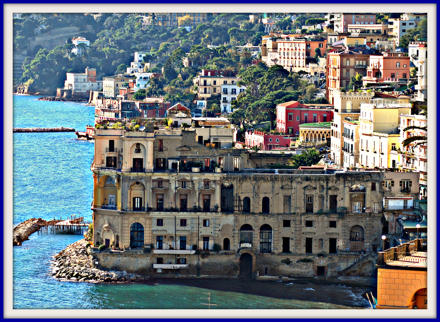 PALAZZO "DONN'ANNA" Napoli-Posillipo Foto % Immagini| la mia città ...