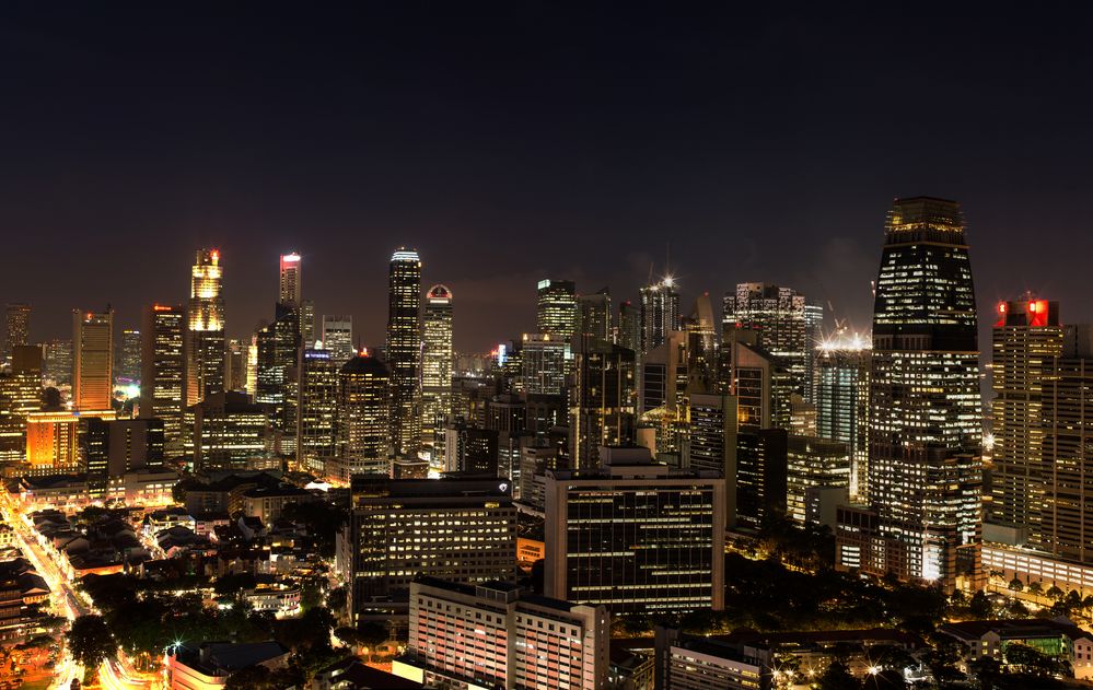 Panorama auf das Bankenviertel von Singapur bei Nacht Foto & Bild | asia, singapore, southeast ...