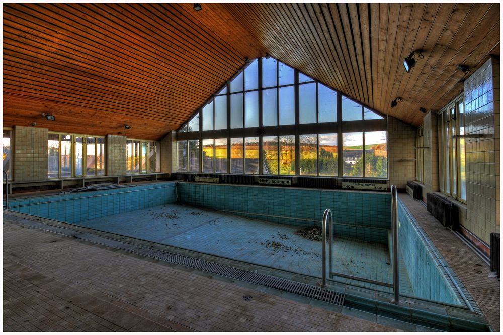 Panoramabad Foto & Bild | architektur, lost places, motive Bilder auf ...