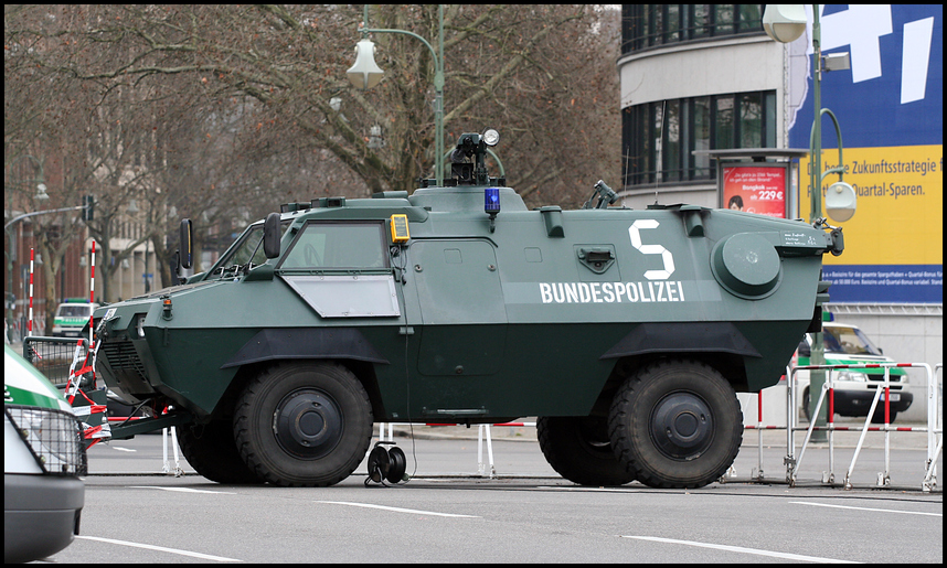 Panzerwagen 3 Foto & Bild | autos & zweiräder, feuerwehr ...