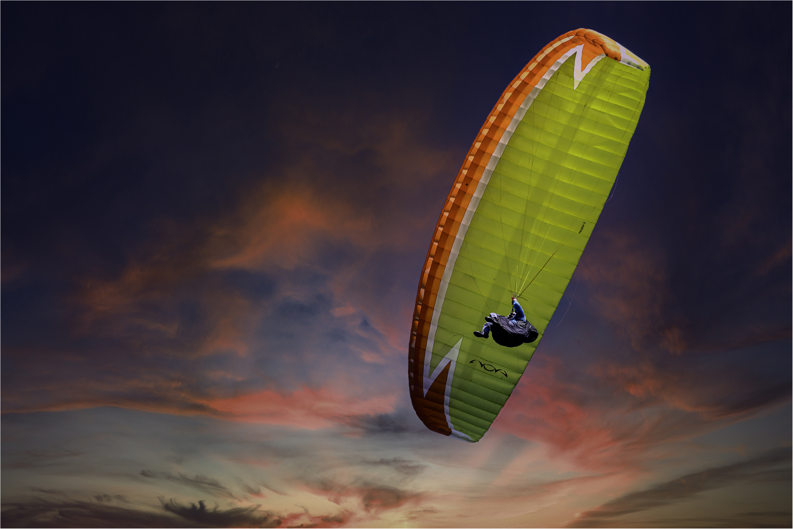 Paragleiter Foto & Bild | sport, flugsport, paraglider, hängegleiter ...