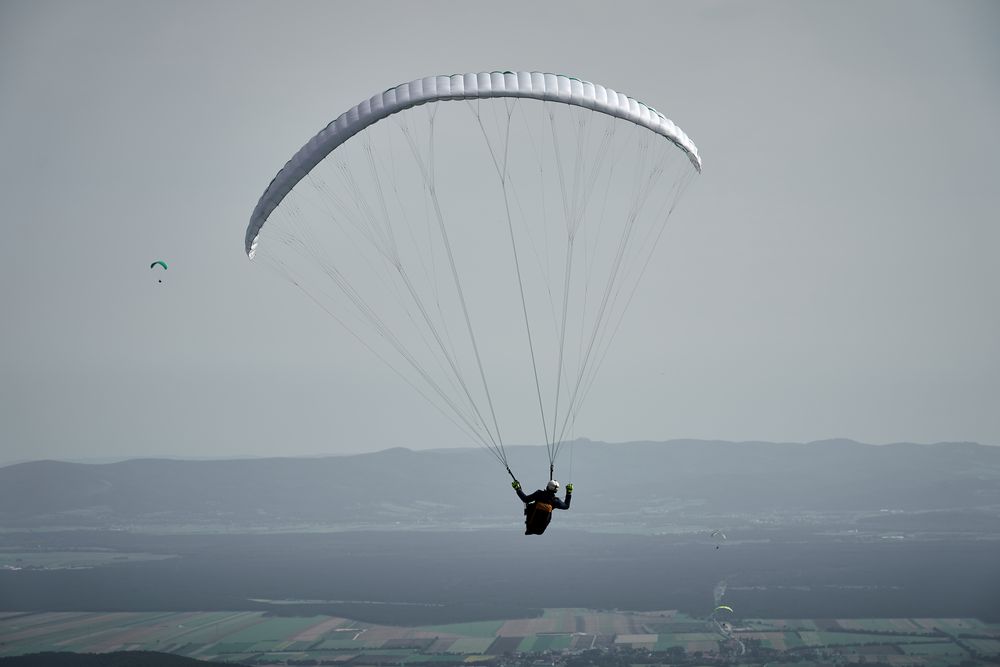 Paragleiter Foto & Bild | erwachsene menschen, menschen in der freizeit ...