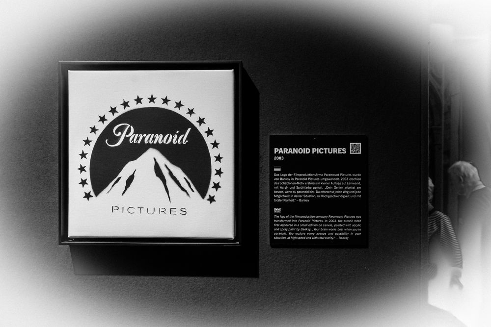 Paranoid Pictures Foto & Bild | world, dokumentation, streetart Bilder ...