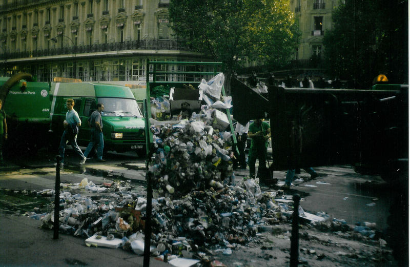 Paris, am Platz der Republik (1994) photo et image | europe, france ...