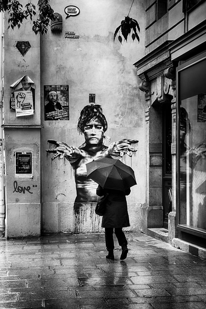 Paris II Foto & Bild | streetfotografie mit menschen, kommunikation; grafik; szenen;, street ...