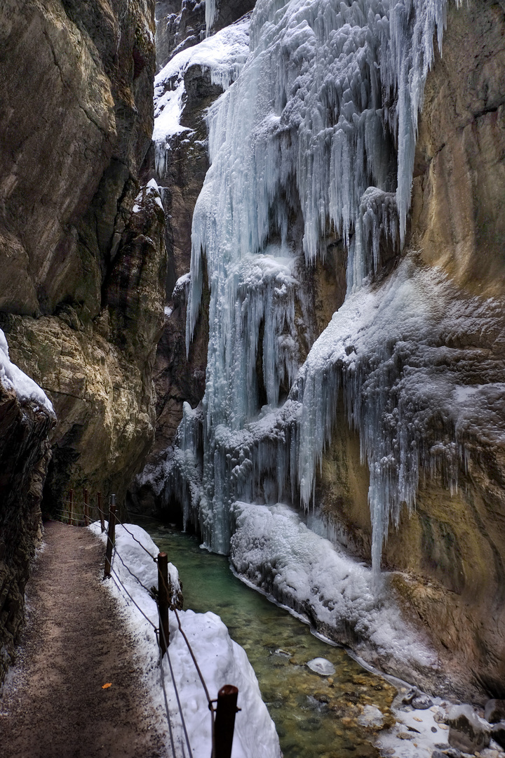 Partnachklamm Foto & Bild | landschaft, berge, klammen und schluchten ...