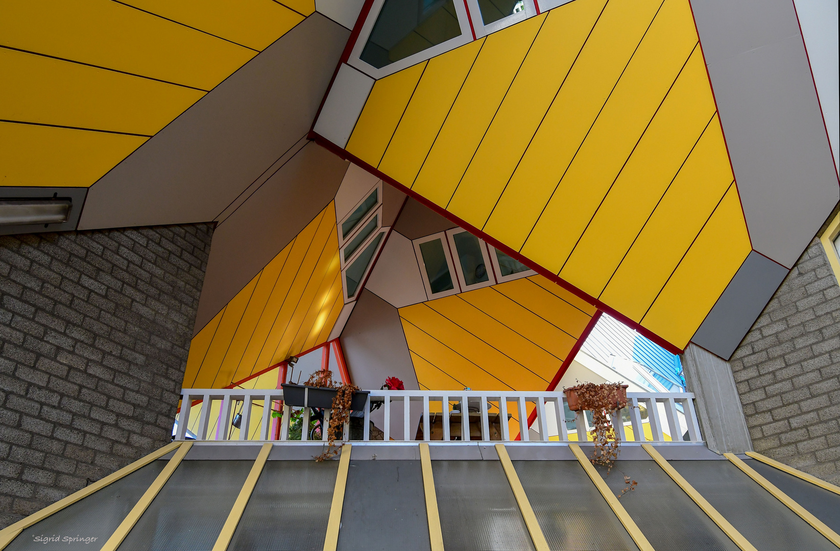 Passage Kubushaus Foto & Bild | architektur, details, niederlande ...