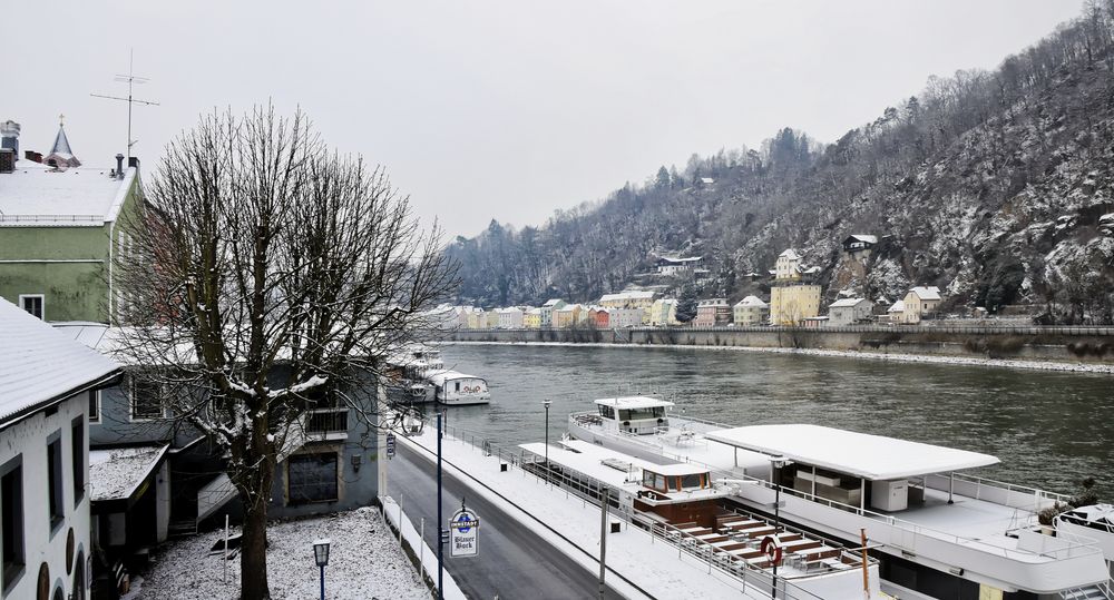 Passau im Winter Foto & Bild | winter, natur, skyline Bilder auf ...