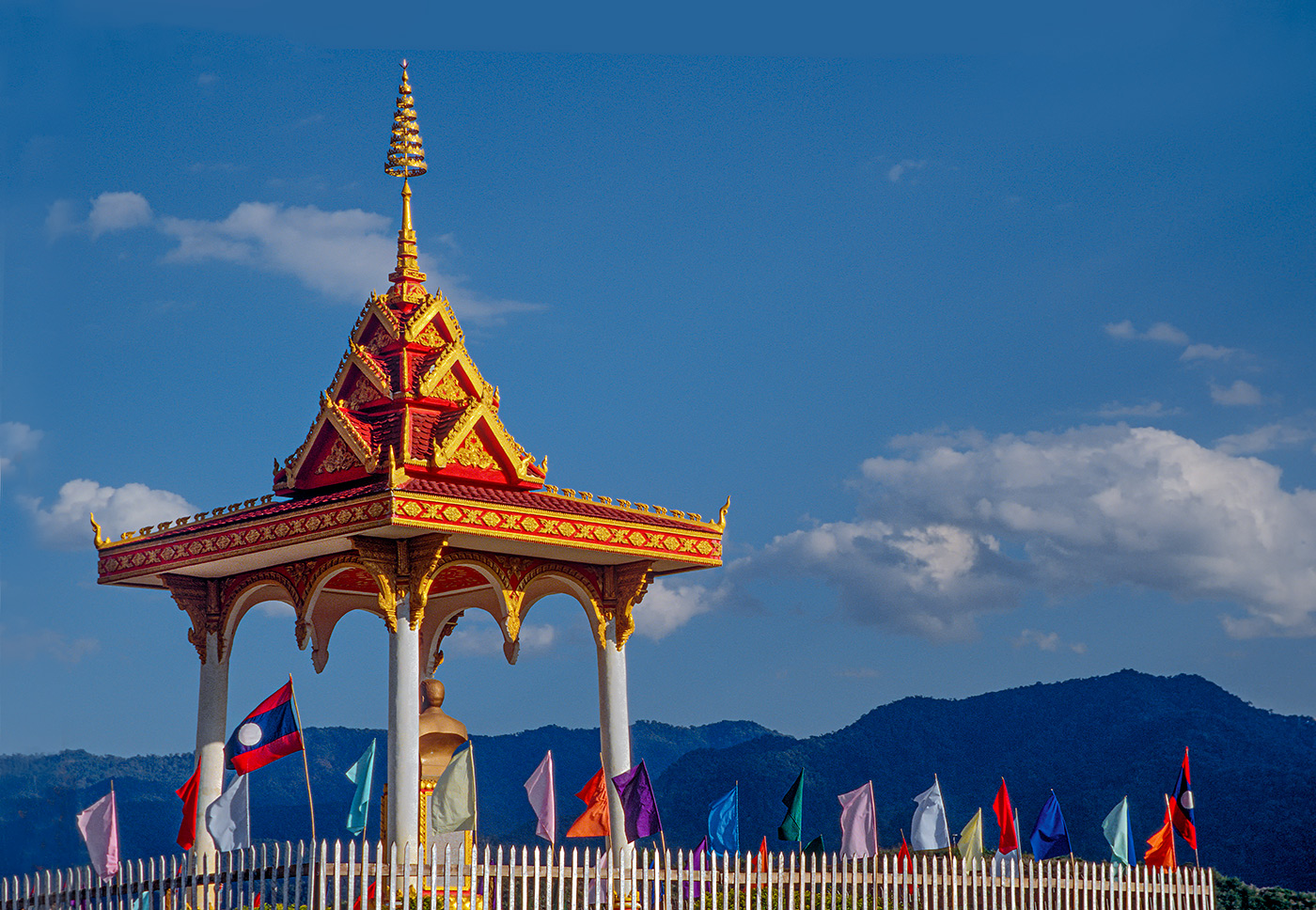 Pavillon über Muang Xai Foto & Bild | world, asien, buddhismus Bilder ...