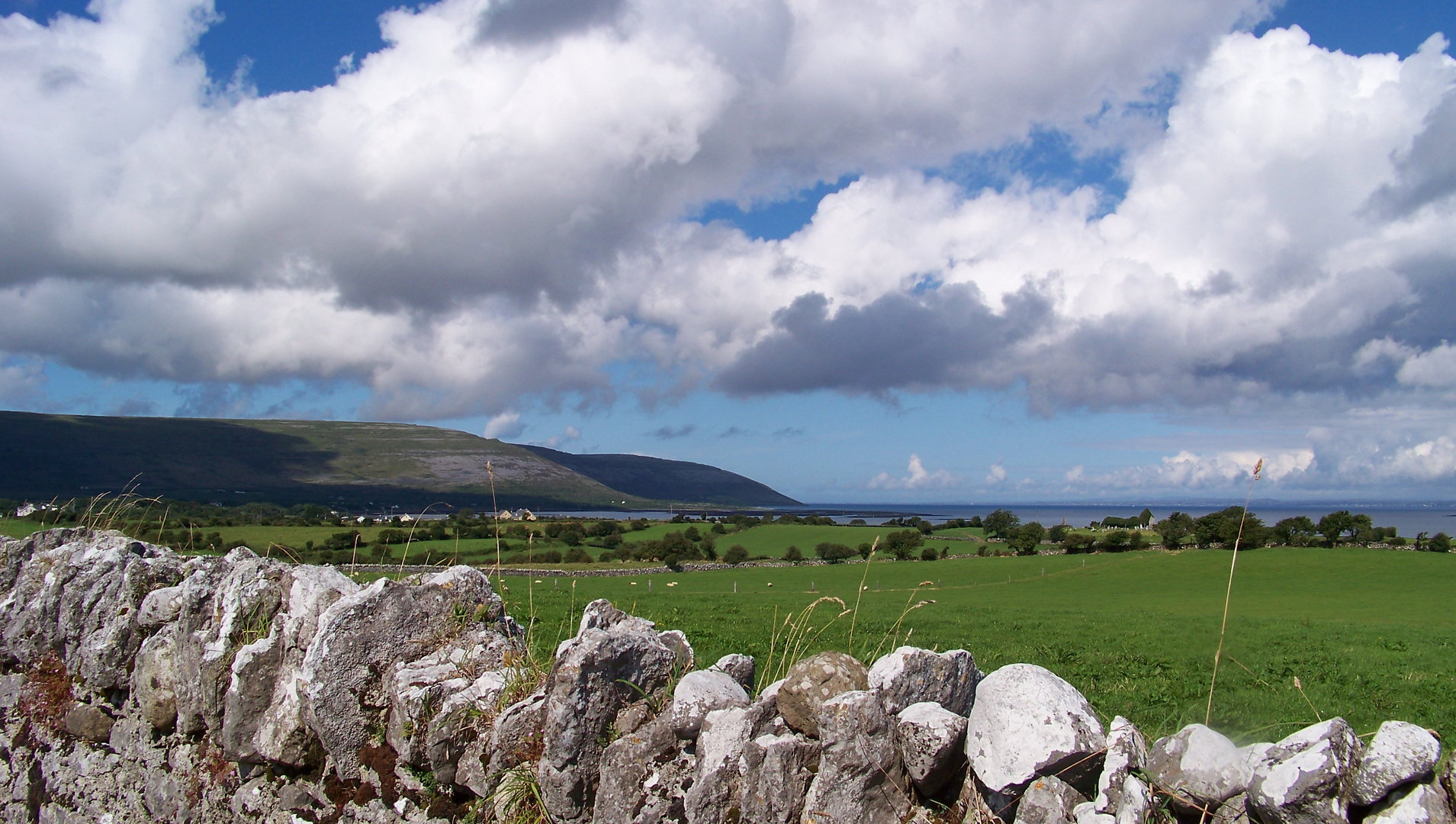 paysage d irlande photo et image | paysages, ciel, nuages, nature ...