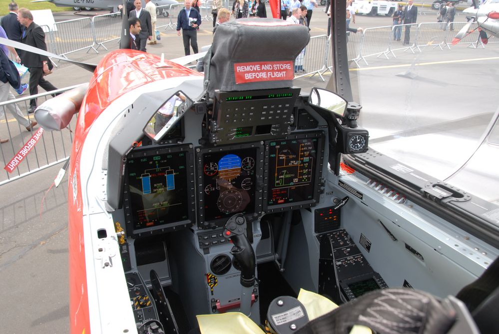 PC 21 Cockpit Foto & Bild | luftfahrt, militärfliegerei, verkehr ...
