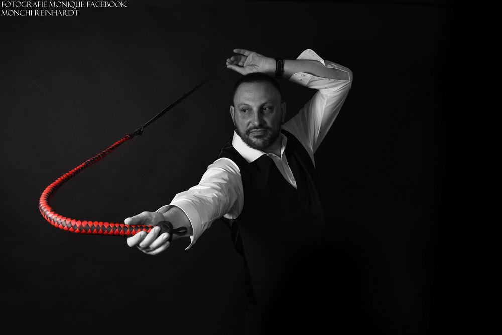 Peitsche Foto & Bild | erwachsene, fotos, model Bilder auf fotocommunity