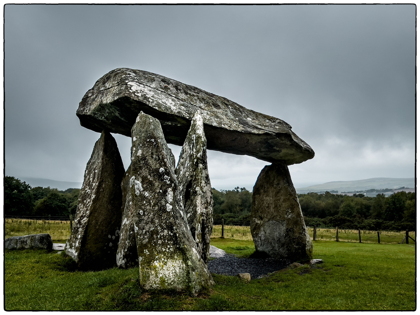 Pentre Ifan Dolmen Foto & Bild | wales, united kingdom & ireland, wales ...