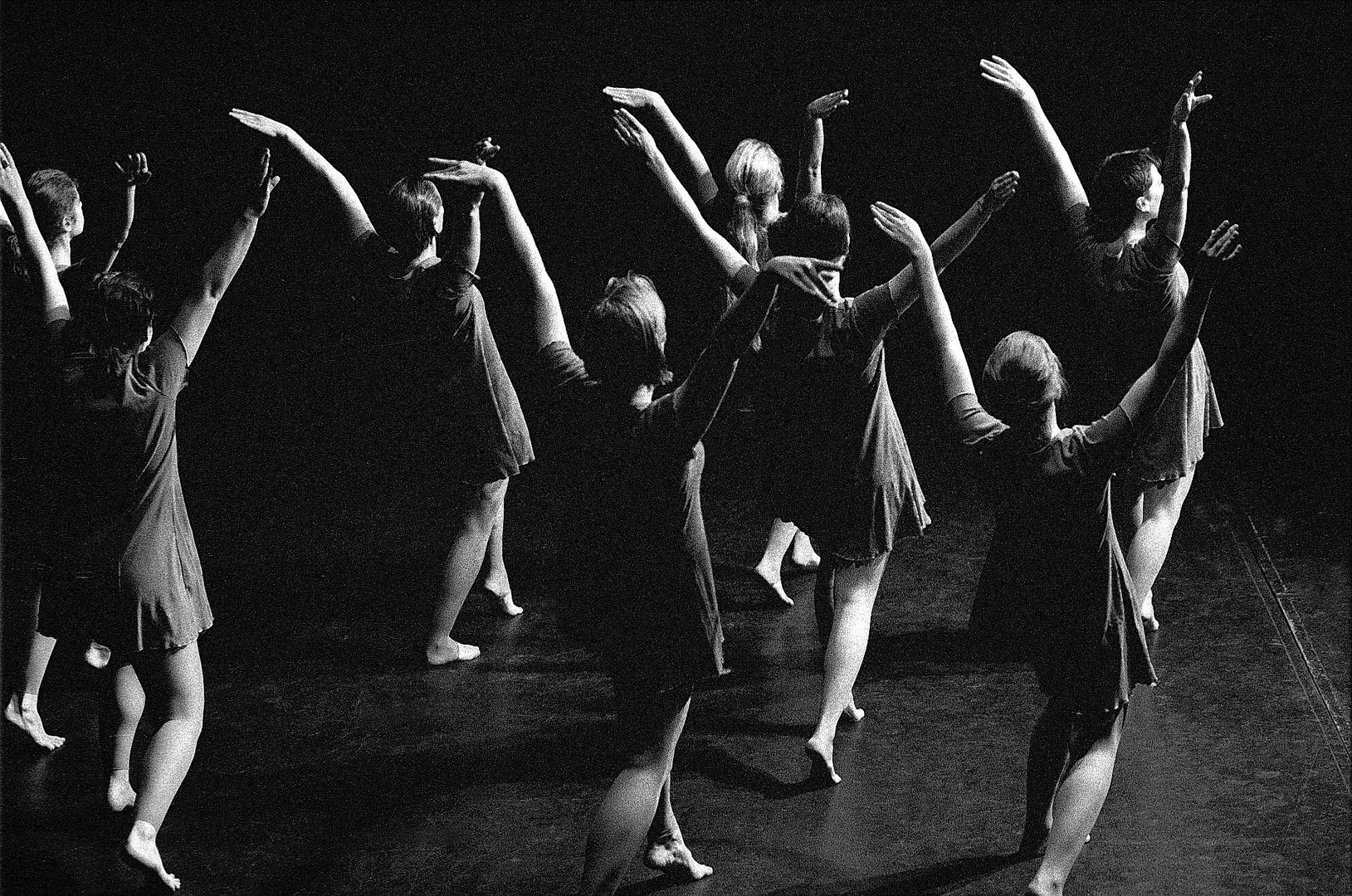 PERFORMANCE II Foto & Bild | erwachsene menschen, kunstfotografie ...