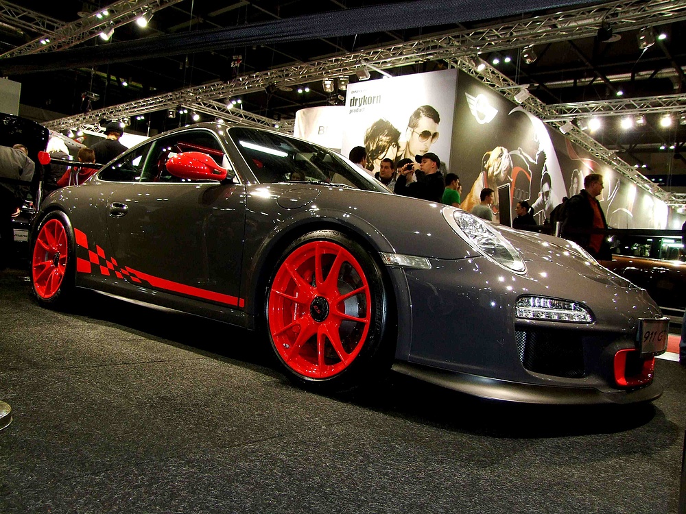 Perspektive von Unten Foto & Bild | autos & zweiräder, pkw, verkehr ...