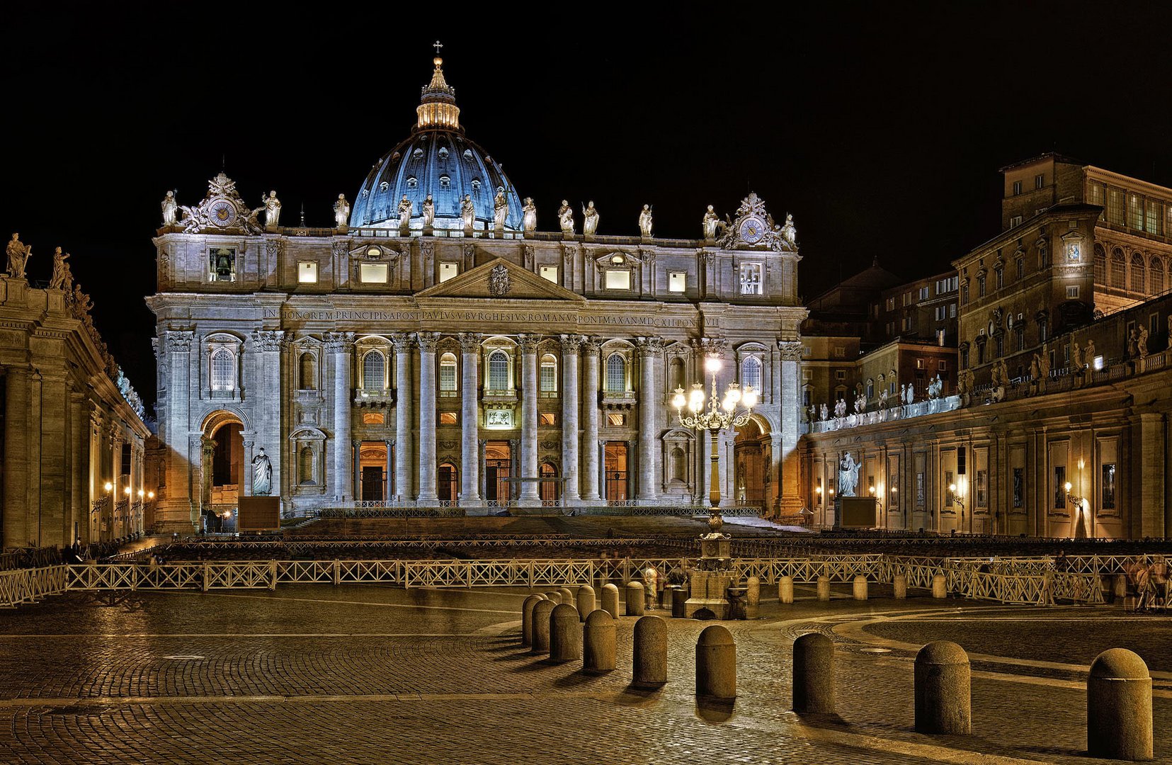 Petersdom im Vatikan, Rom Foto & Bild | kirchen, architektur, rom ...