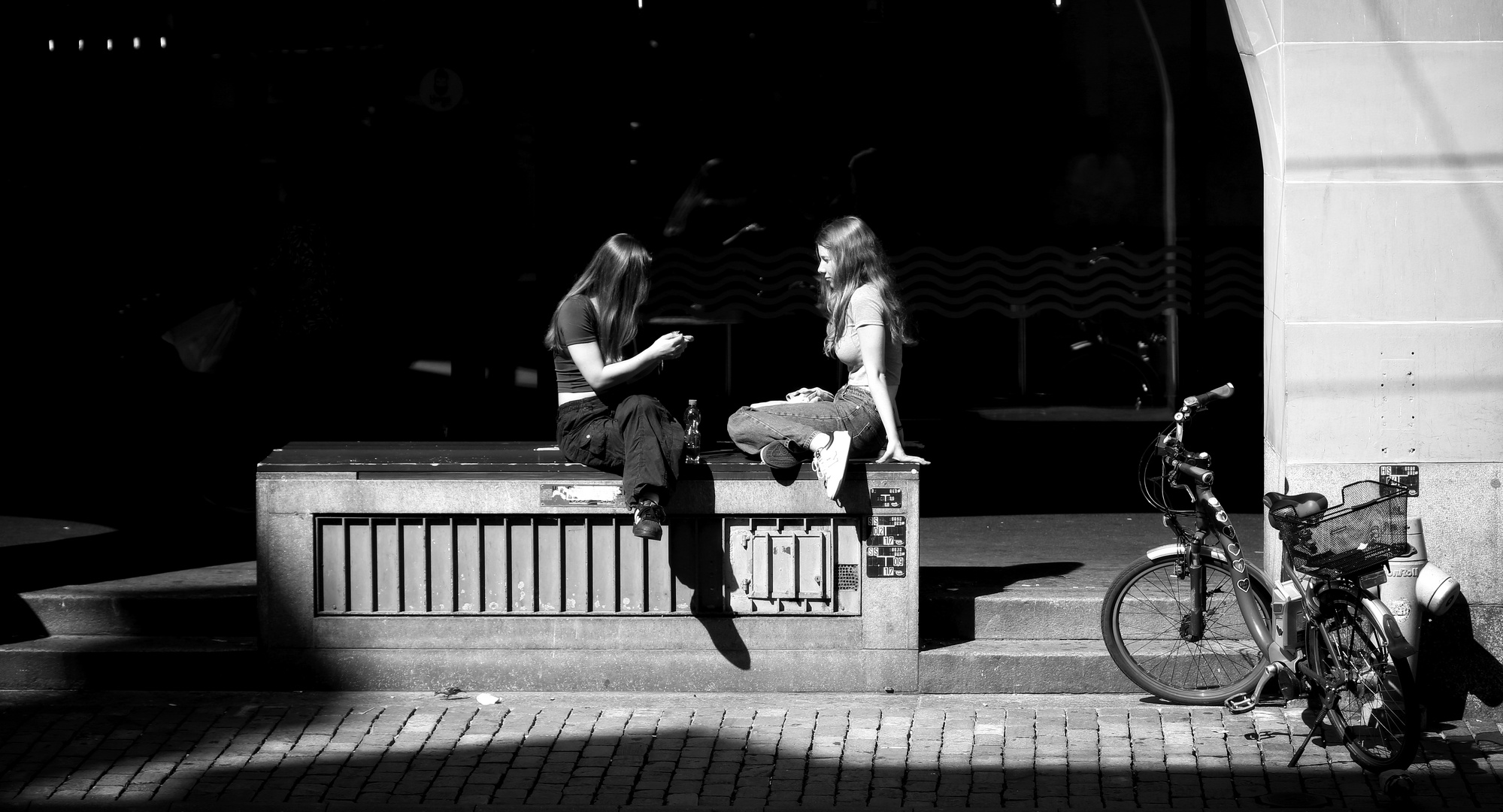 Petite pause Foto & Bild | streetfotografie mit menschen, street ...