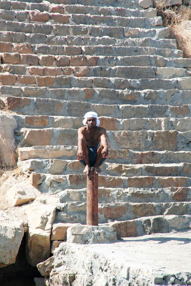 Pfahlsitzen Foto & Bild | erwachsene menschen, alltagsereignisse ...