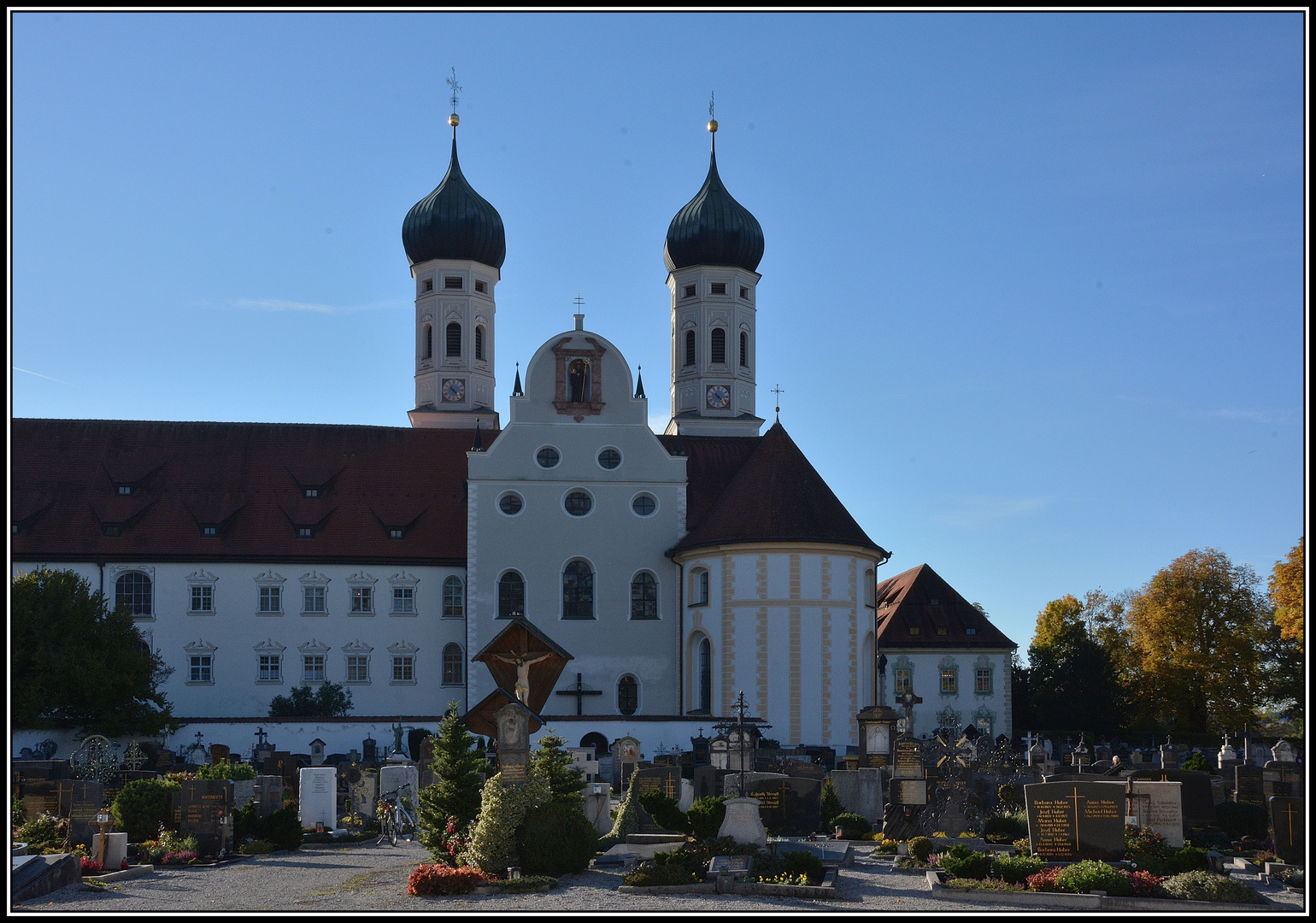 Pfarrkirche St. Benedikt, Benediktbeuern Foto & Bild | architektur, sakralbauten, außenansichten ...