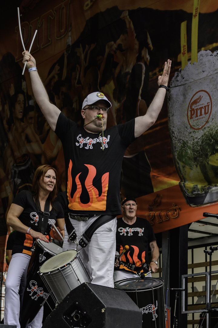 Pfffff........... Foto & Bild | konzert, street, dokumentation Bilder ...