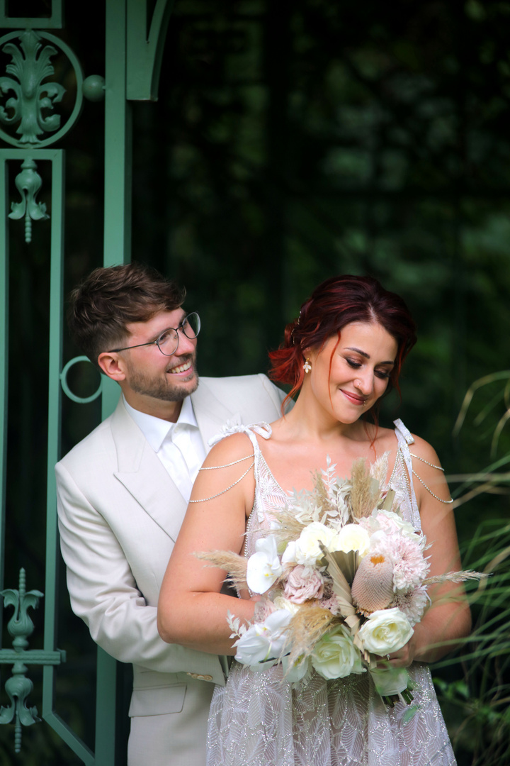 Photo 145 - Maddie + Simon- Hochzeit-03.09.22 Foto & Bild | hochzeit, trash the dress, outdoor ...
