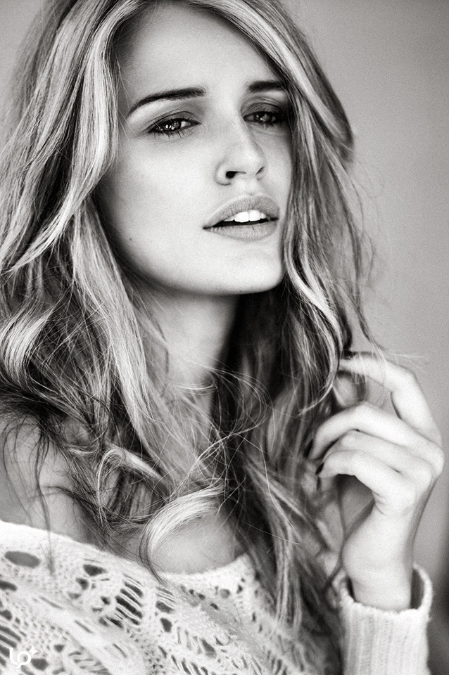 Pia Foto & Bild | portrait, indoor, woman Bilder auf fotocommunity