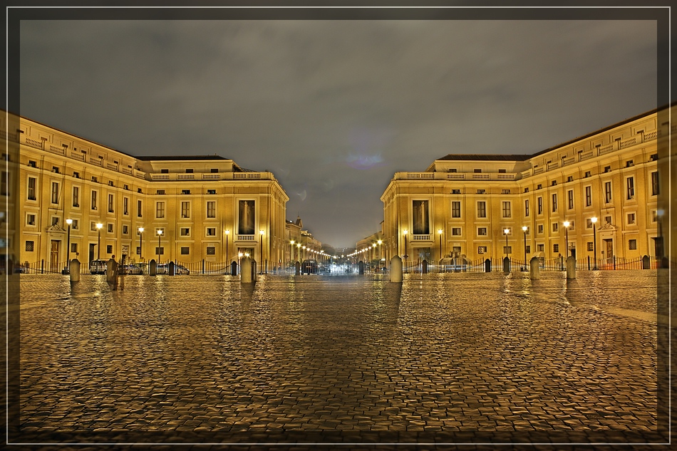 Piazza Pio XII Foto & Bild | architektur, architektur bei nacht, motive ...