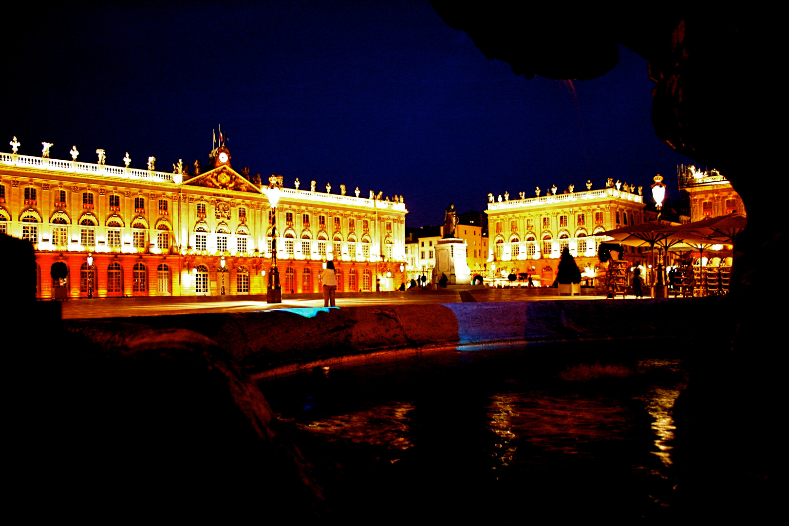 Place Stan photo et image | architecture, architecture de nuit, sujets ...