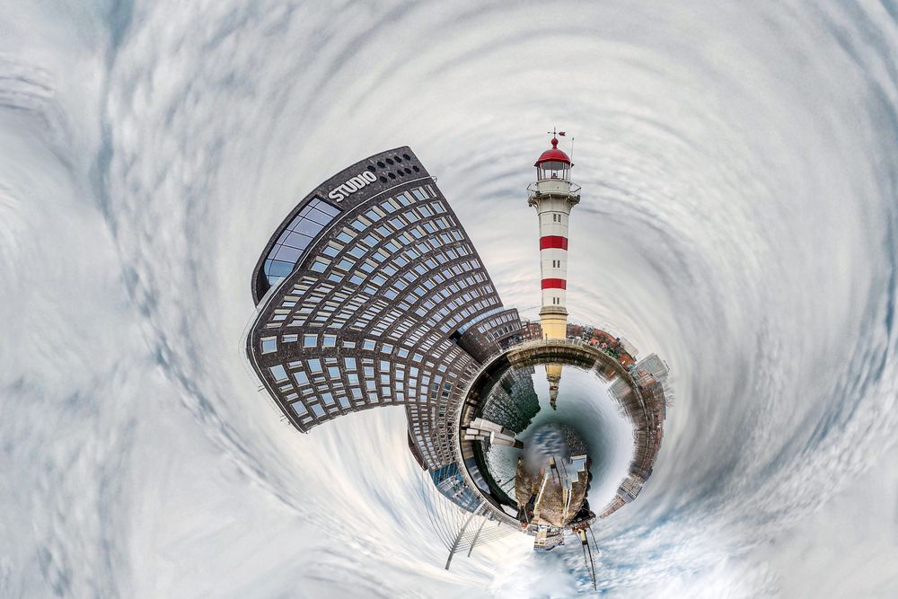 Planet_Malmö Foto & Bild | bearbeitungs - techniken, filtertechniken, digiart Bilder auf ...