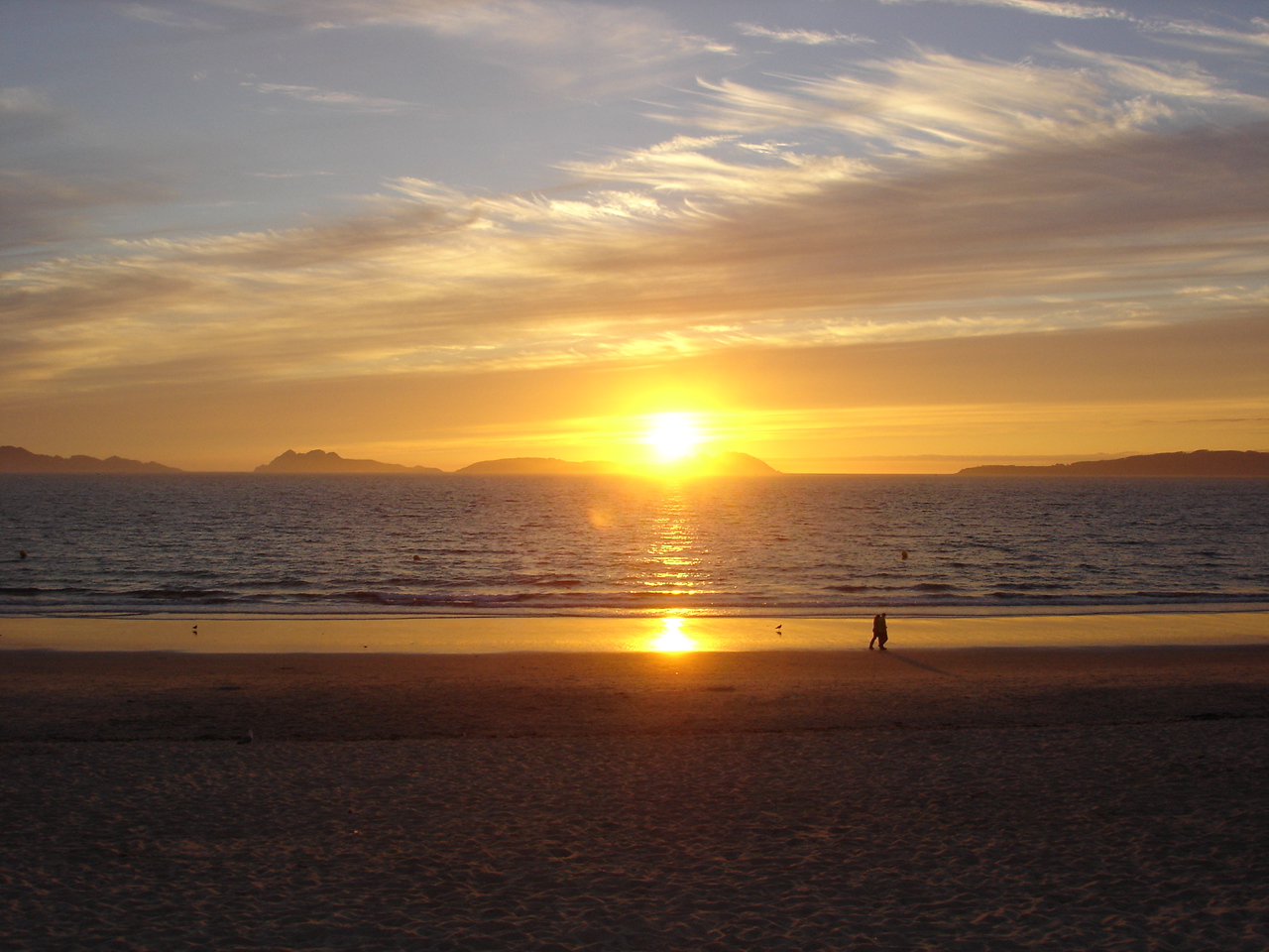 Playa de Samil - Vigo. Imagen & Foto | paisajes, mar y playa ...