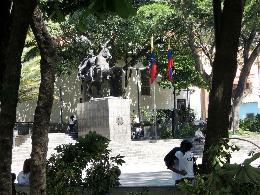 Plaza de Chacao. Este de Caracas. Imagen & Foto | south america ...