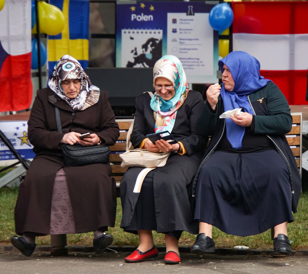 "Polen ???" Foto & Bild | erwachsene menschen, streetfotografie mit menschen, emotionen Bilder ...