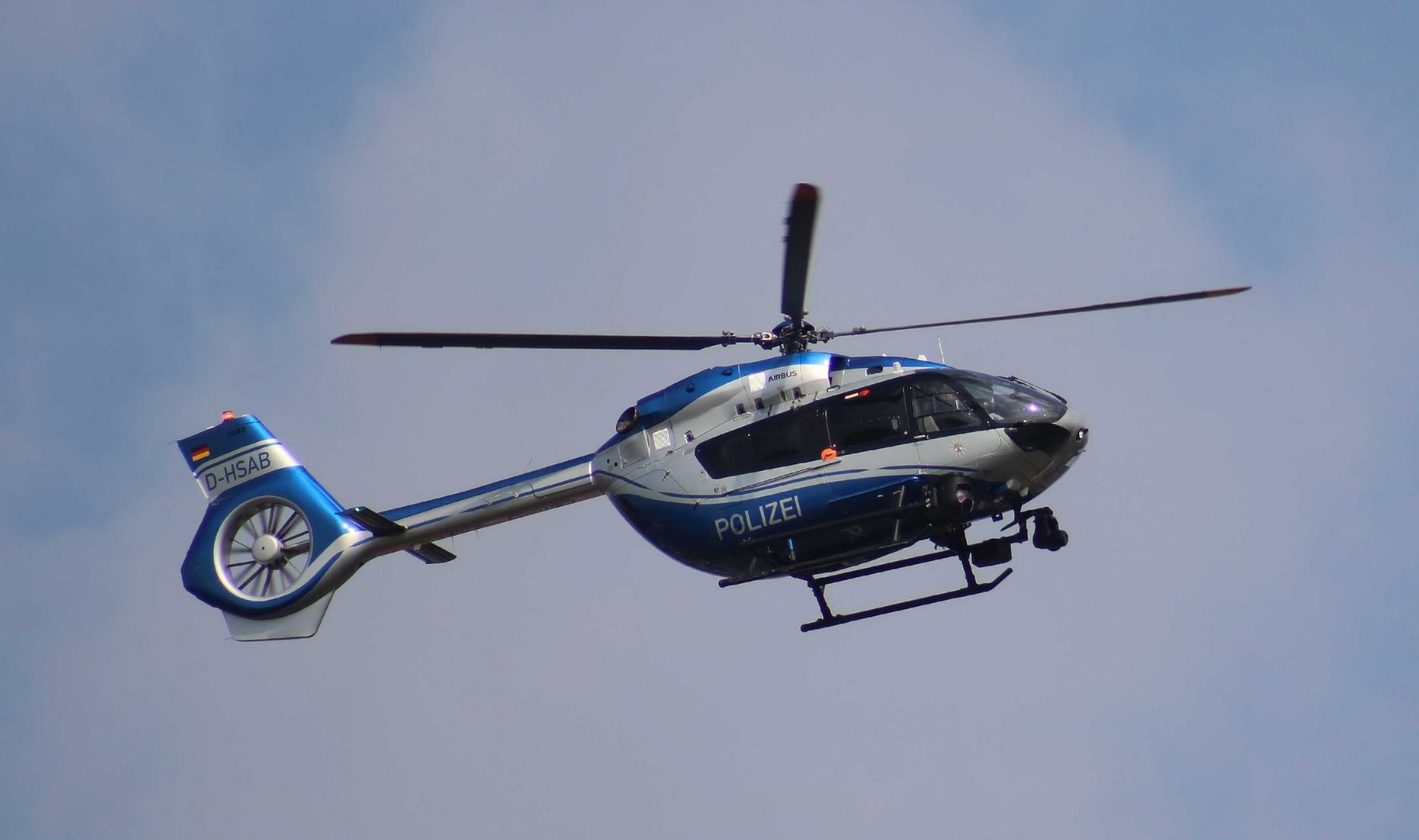 Polizeihubschrauber im Einsatz Foto & Bild | erwachsene menschen ...
