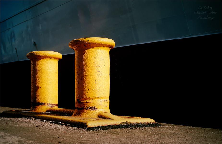 Poller Foto & Bild | norddeutschland, poller, defola Bilder auf ...