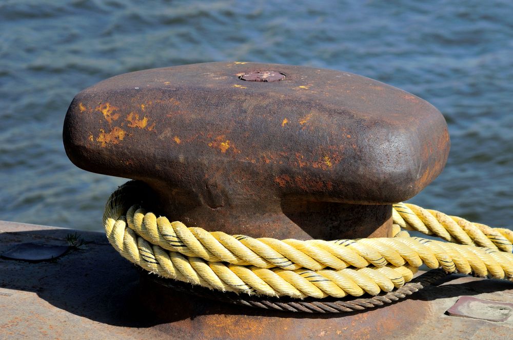 Poller .. Foto & Bild | architektur, profanbauten, hafen Bilder auf ...