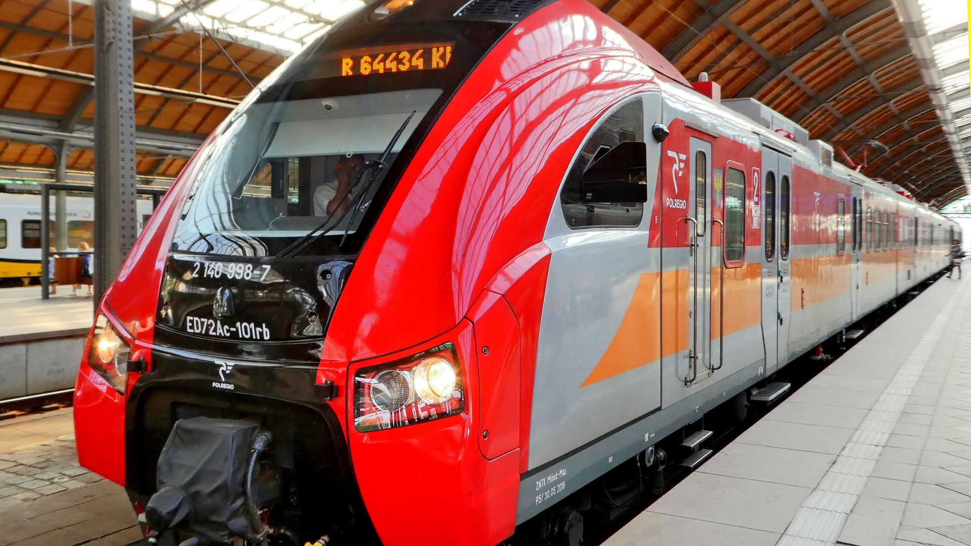 Polnischer Elektrotriebwagenzug ED72Ac-101 Foto & Bild | eisenbahn ...