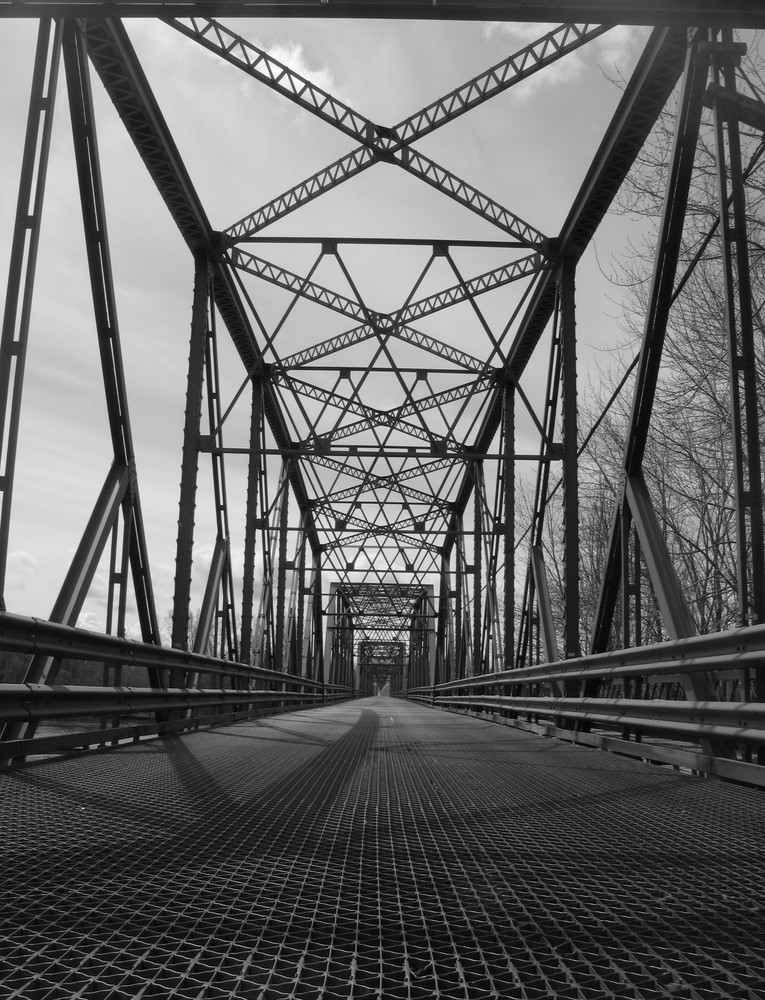 Pont en métal photo et image | architecture, sous les ponts..., sujets ...