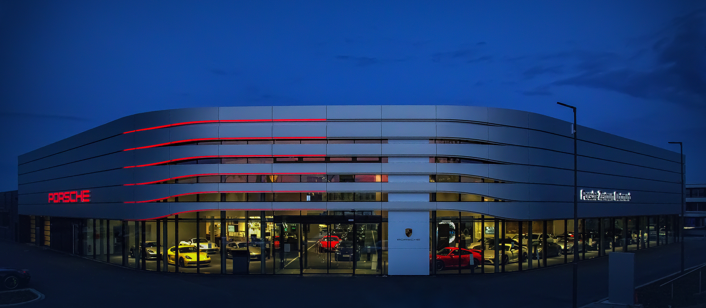Porsche Zentrum Dortmund Foto & Bild | art, spezial, outdoor Bilder auf ...